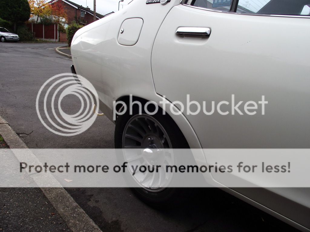 Hurricane, turbovec wheels, 13" unilug | Retro Rides